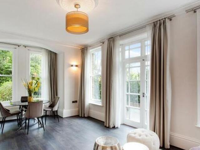 2 Bedroom Flat For Sale In London