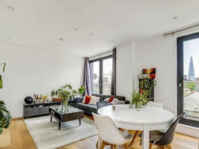 2 Bedroom Flat For Sale In London