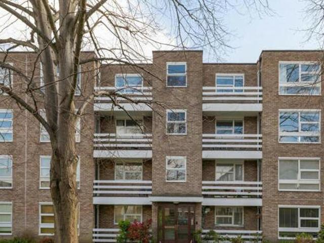 2 Bedroom Flat For Sale In London