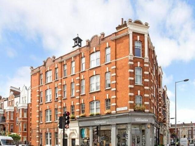 2 Bedroom Flat For Sale In London