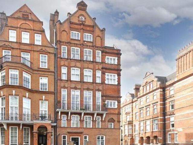 2 Bedroom Flat For Sale In London
