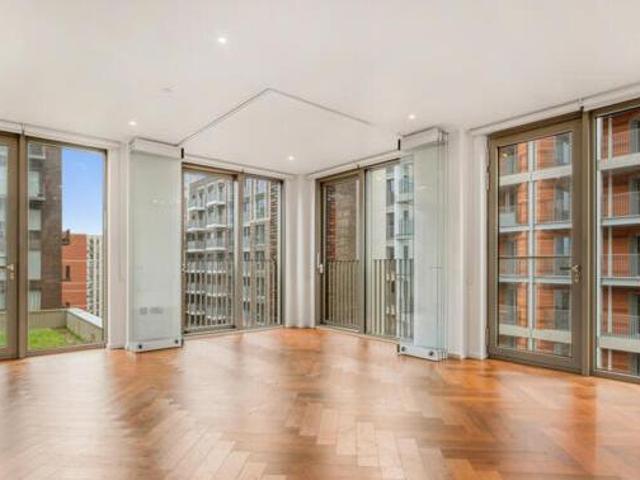 2 Bedroom Flat For Sale In London