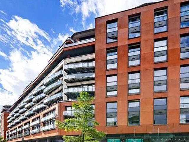 2 Bedroom Flat For Sale In London