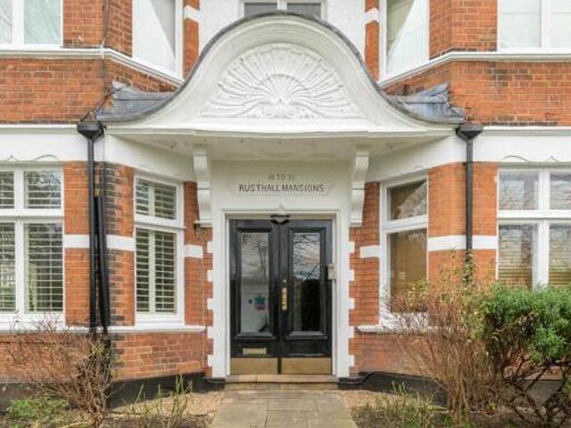 2 Bedroom Flat For Sale In London
