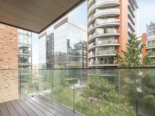 2 Bedroom Flat For Sale In London