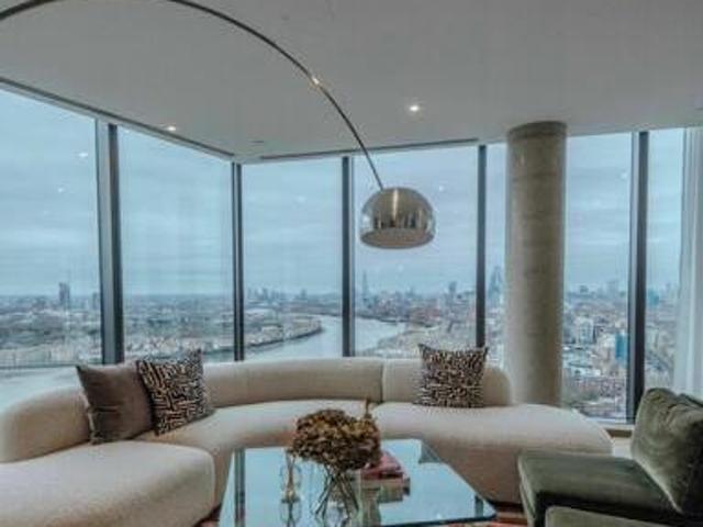 2 Bedroom Flat For Sale In London