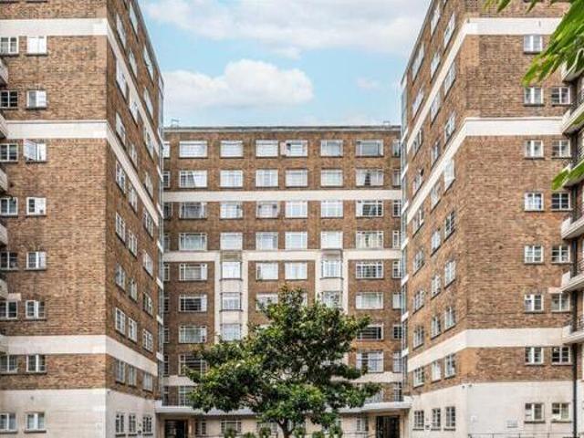 2 Bedroom Flat For Sale In London