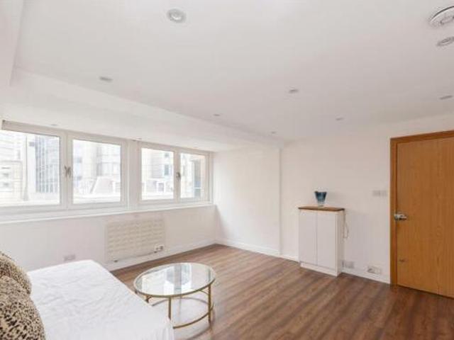 2 Bedroom Flat For Sale In London
