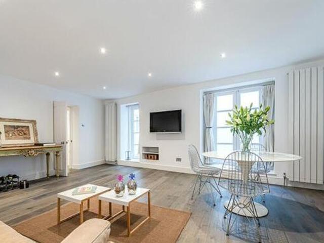 2 Bedroom Flat For Sale In London