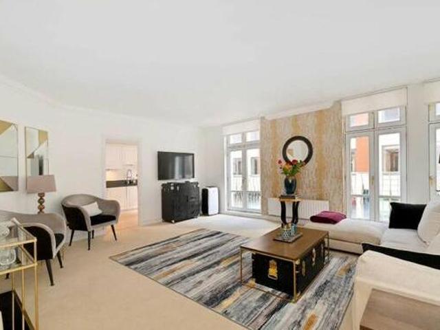 2 Bedroom Flat For Sale In London