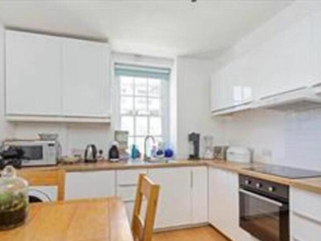 2 Bedroom Flat For Sale In London