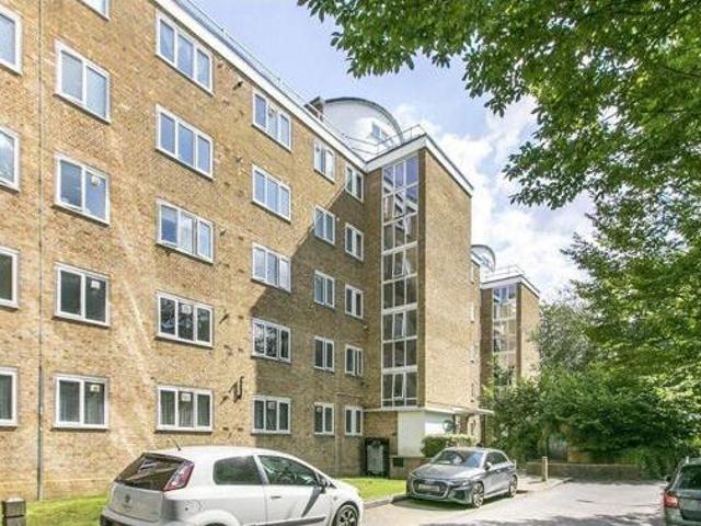 2 Bedroom Flat For Sale In London, Greater London