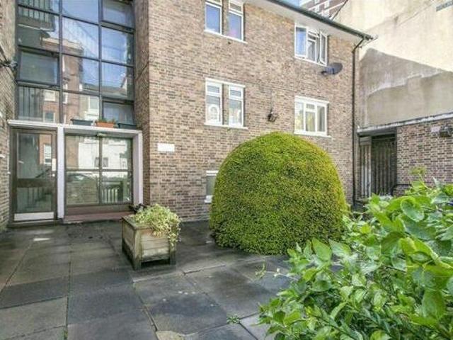 2 Bedroom Flat For Sale In London, Greater London
