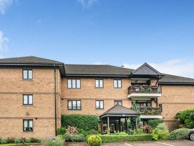 2 Bedroom Flat For Sale In London N3