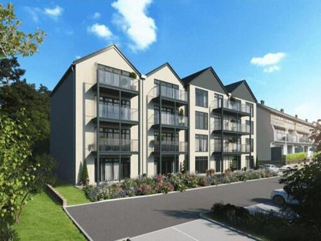 2 Bedroom Flat For Sale In Lostwithiel, Cornwall