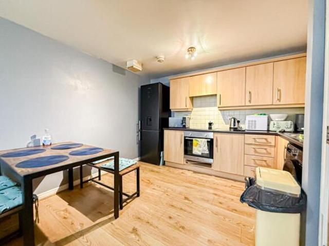 2 bedroom flat for sale in Lowbridge Court, Garston, L19