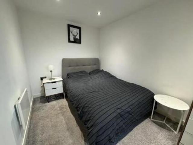 2 bedroom flat for sale in Lower Broughton Road, Manchester, Greater Manchester, M7
