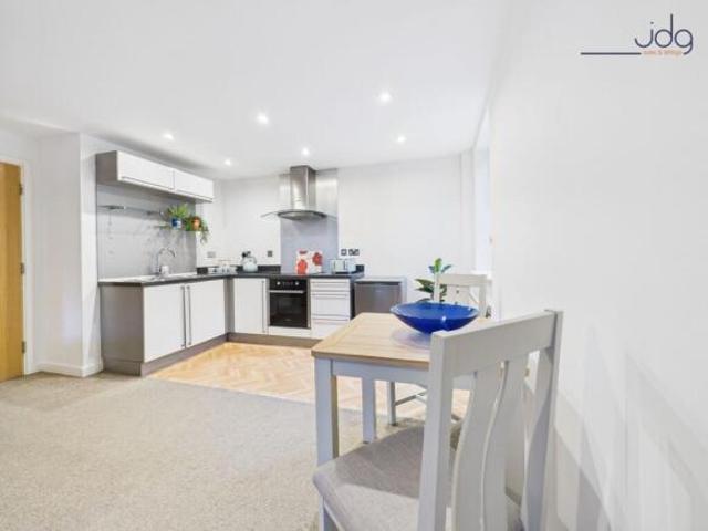 2 bedroom flat for sale in Lune Square, St Georges Quay | A stylish 2 bed apartment with tree lined views, LA1