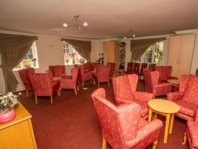 2 bedroom flat for sale in Lynwood Road, Liverpool, L9