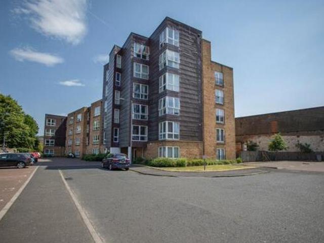 2 Bedroom Flat For Sale In Mcphail Street, Glasgow