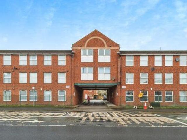 2 Bedroom Flat For Sale In Manchester, Greater Manchester
