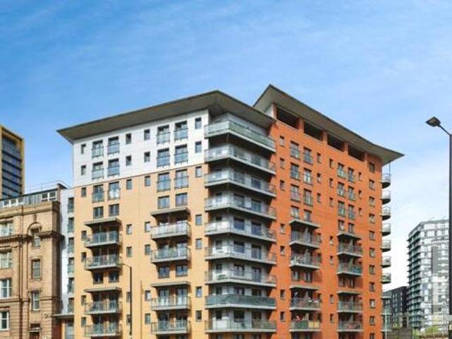 2 Bedroom Flat For Sale In Manchester, Greater Manchester