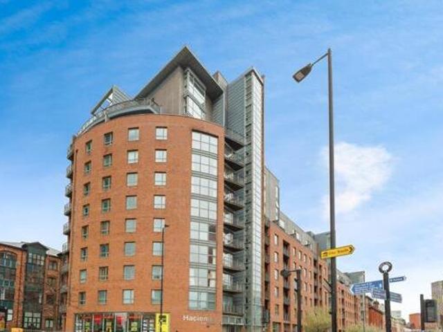 2 Bedroom Flat For Sale In Manchester, Greater Manchester