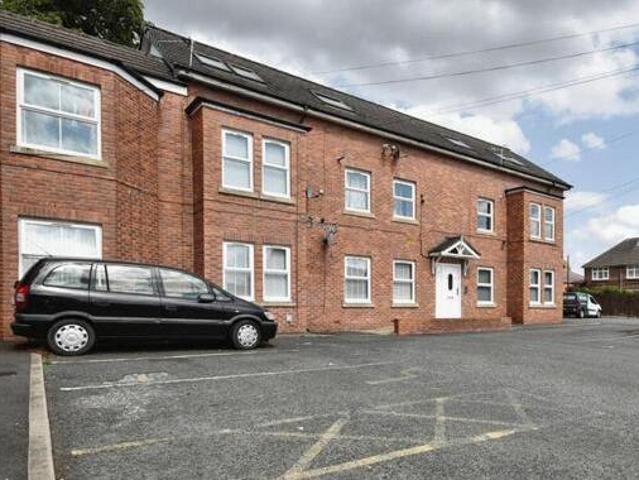 2 Bedroom Flat For Sale In Manchester, Greater Manchester