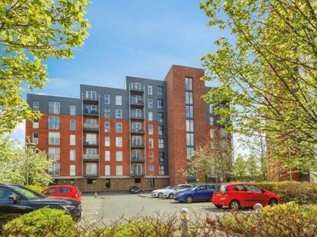 2 Bedroom Flat For Sale In Manchester, Greater Manchester