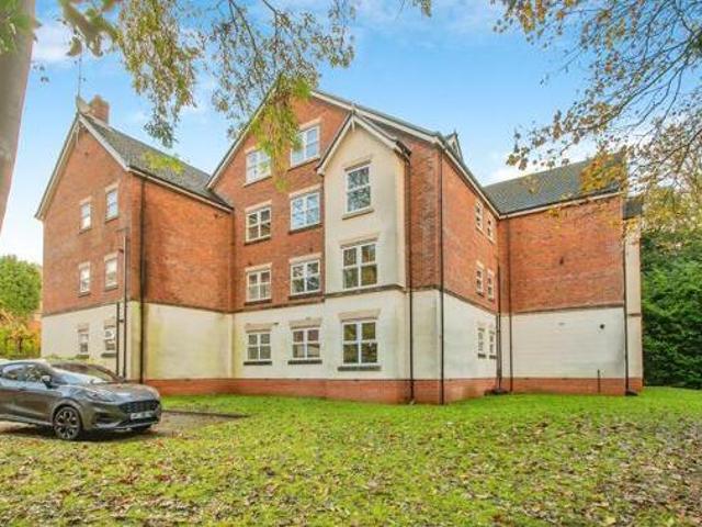2 Bedroom Flat For Sale In Manchester, Greater Manchester