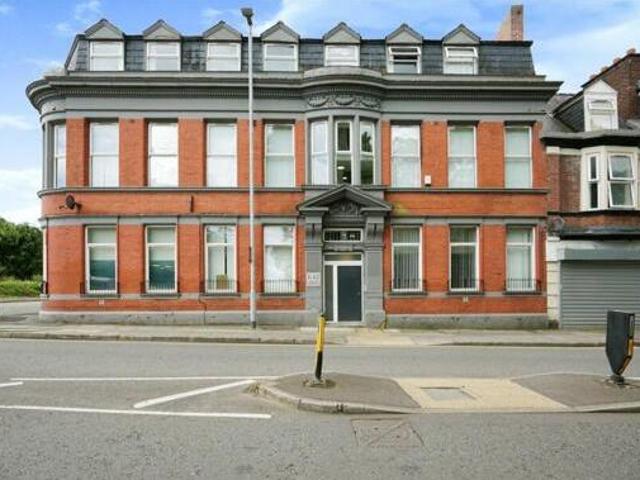 2 Bedroom Flat For Sale In Manchester, Greater Manchester