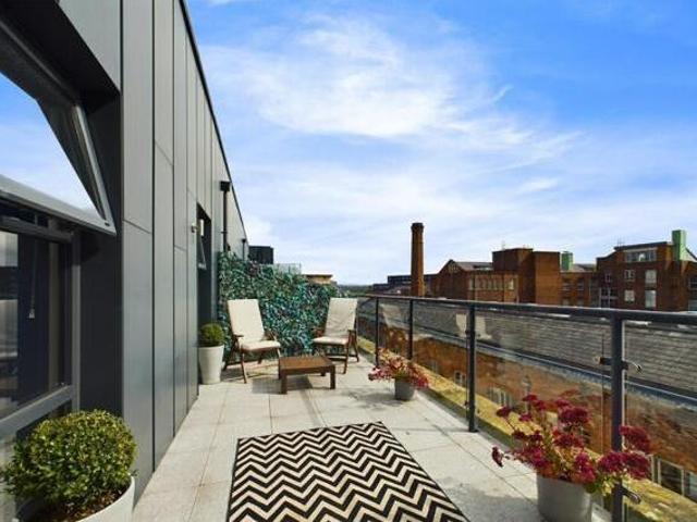 2 Bedroom Flat For Sale In Manchester