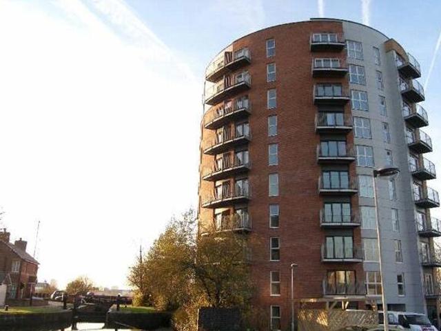2 Bedroom Flat For Sale In Manchester