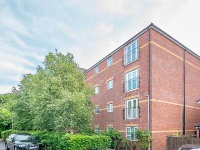2 Bedroom Flat For Sale In Manchester