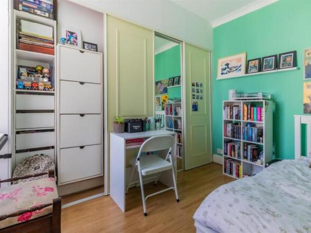 2 bedroom flat for sale in Mackintosh Place, Roath, Cardiff, CF24