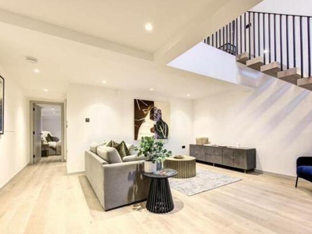 2 Bedroom Flat For Sale In Maida Hill, London
