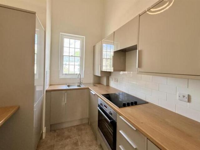 2 bedroom flat for sale in Malvern Road, Cheltenham, GL50