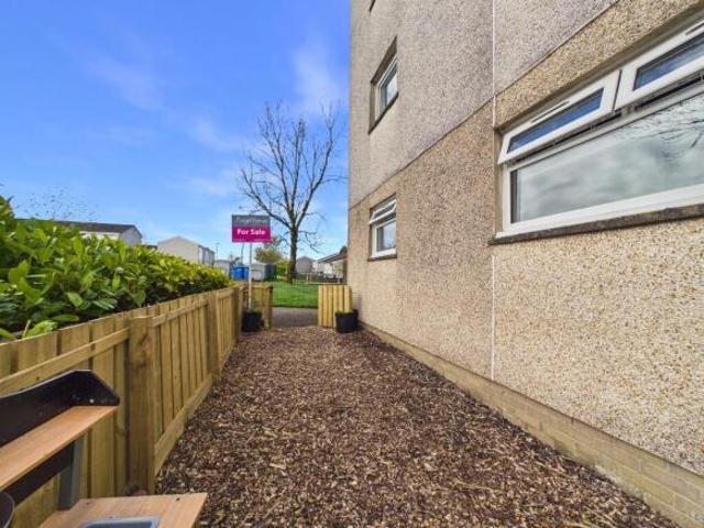 2 bedroom flat for sale in Maple Terrace, Greenhills, East Kilbride, G75