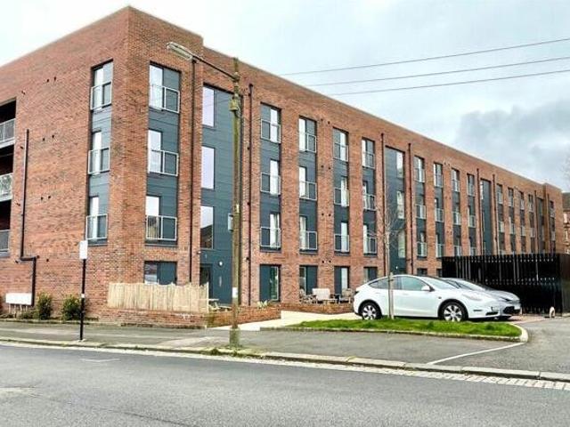 2 Bedroom Flat For Sale In Maryhill, Glasgow