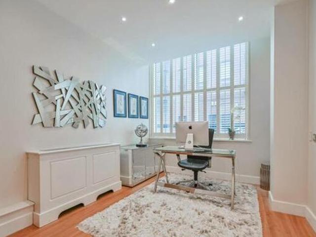 2 Bedroom Flat For Sale In Marylebone, London