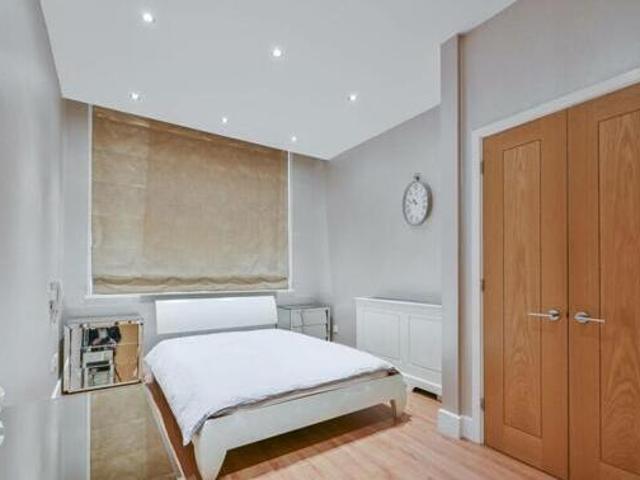 2 Bedroom Flat For Sale In Marylebone, London