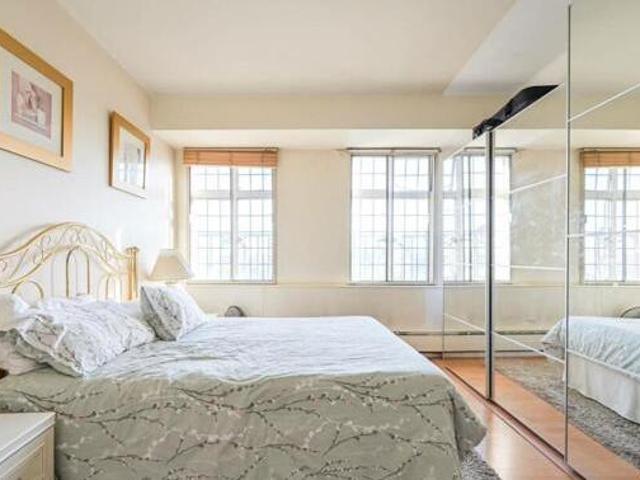 2 Bedroom Flat For Sale In Marylebone, London