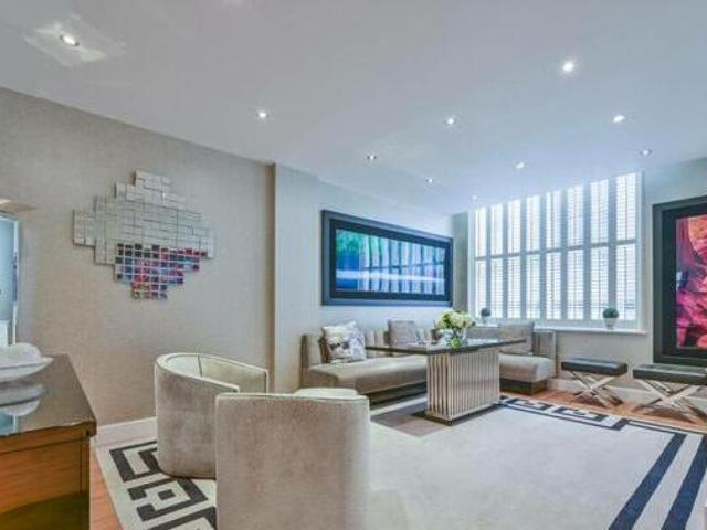 2 Bedroom Flat For Sale In Marylebone, London