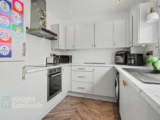 2 bedroom flat for sale in Marigold Way, Kingswood House, ME16