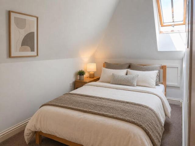 2 bedroom flat for sale in Marlowe Avenue, Canterbury, CT1