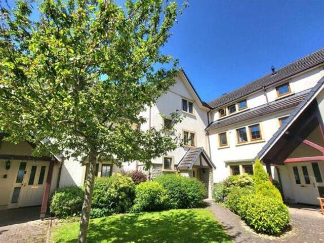 2 Bedroom Flat For Sale In Marple