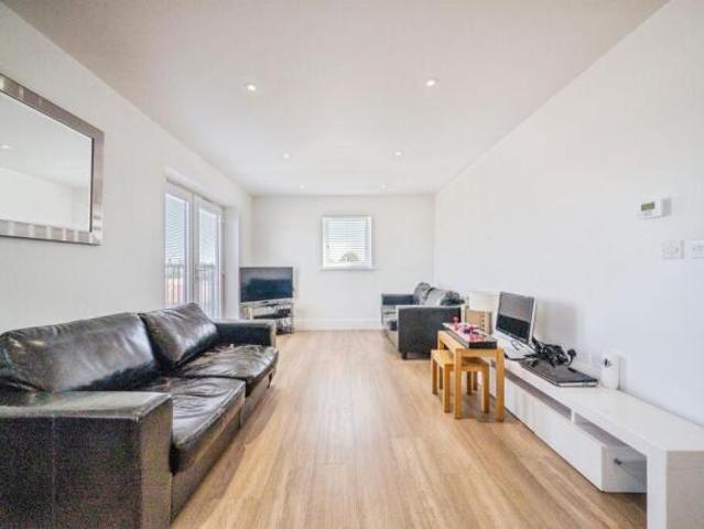 2 bedroom flat for sale in Marquess Drive, Bletchley, Milton Keynes, MK2