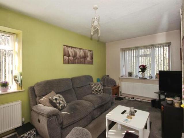 2 bedroom flat for sale in Masters Road, Leamington Spa, CV31