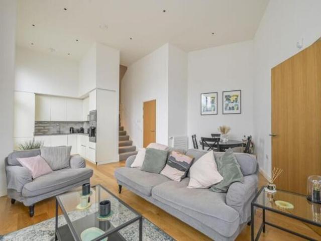 2 bedroom flat for sale in Maud Street, E16, Canning Town, London, E16