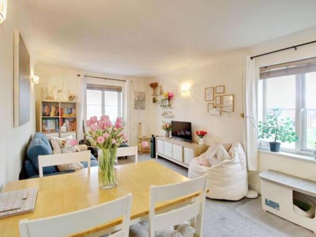 2 bedroom flat for sale in Mazurek Way, Haydon End, SN25